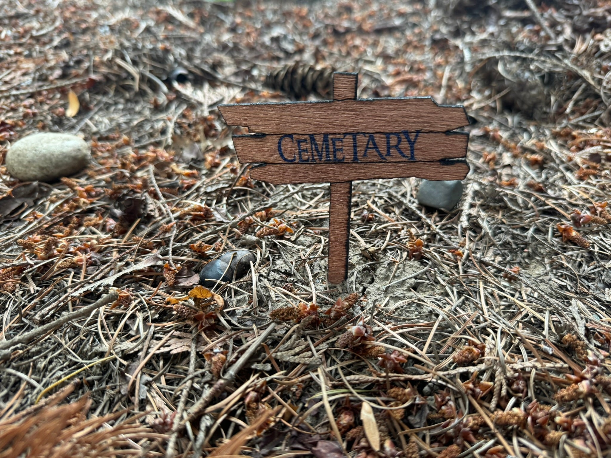 1:12 Scale Wooden Sign Cemetery – Mini Materials