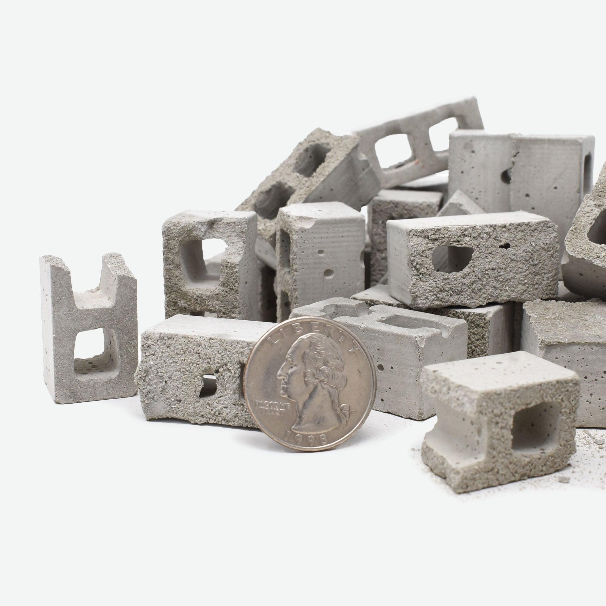 SCRATCH 'N DENT - 1:12 Scale Mini Cinder Blocks (3 lb) – Mini Materials